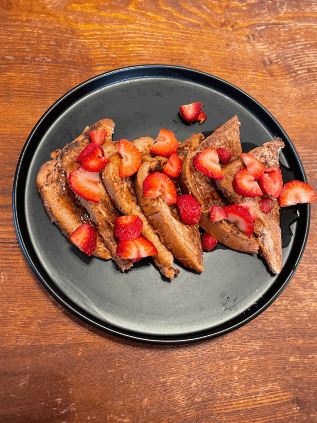 Low Calorie French Toast Recipe - Itaira Eats